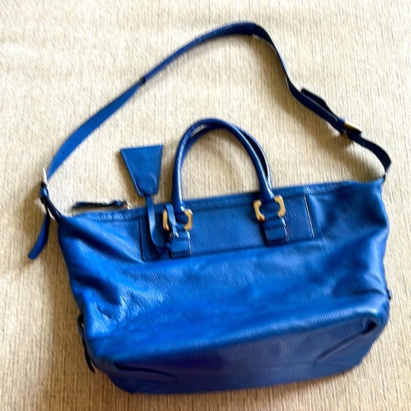 Diane Von Furstenberg | Bags | Diane Von Furstenberg Handbag Leather ...